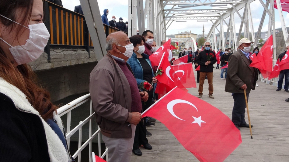 93 Harbi şehitleri anıldı - Ardahan Haber